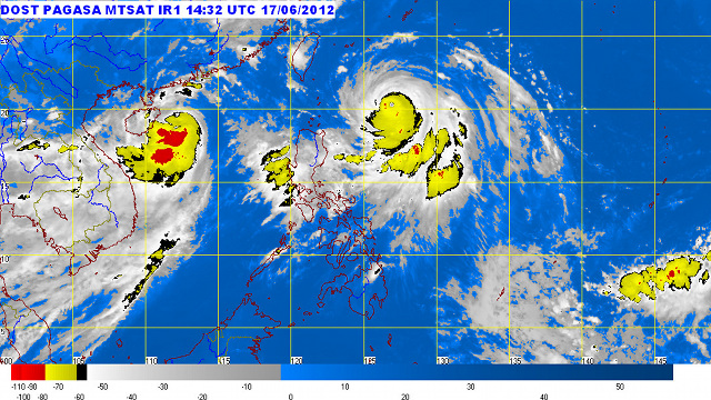 'Butchoy' now a super-typhoon, moves away from PH