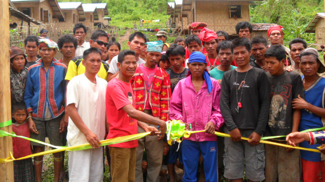 Manobo chief learns to write for his tribe