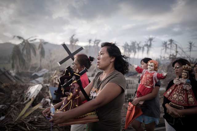 Yolanda storm survivors pledge processions as thanks