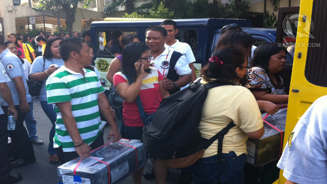 Qc Scrambles To Distribute Poll Materials